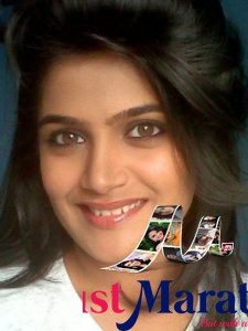 Isha Keskar : Biography, wiki, age, height, instagram, info, wallpapers